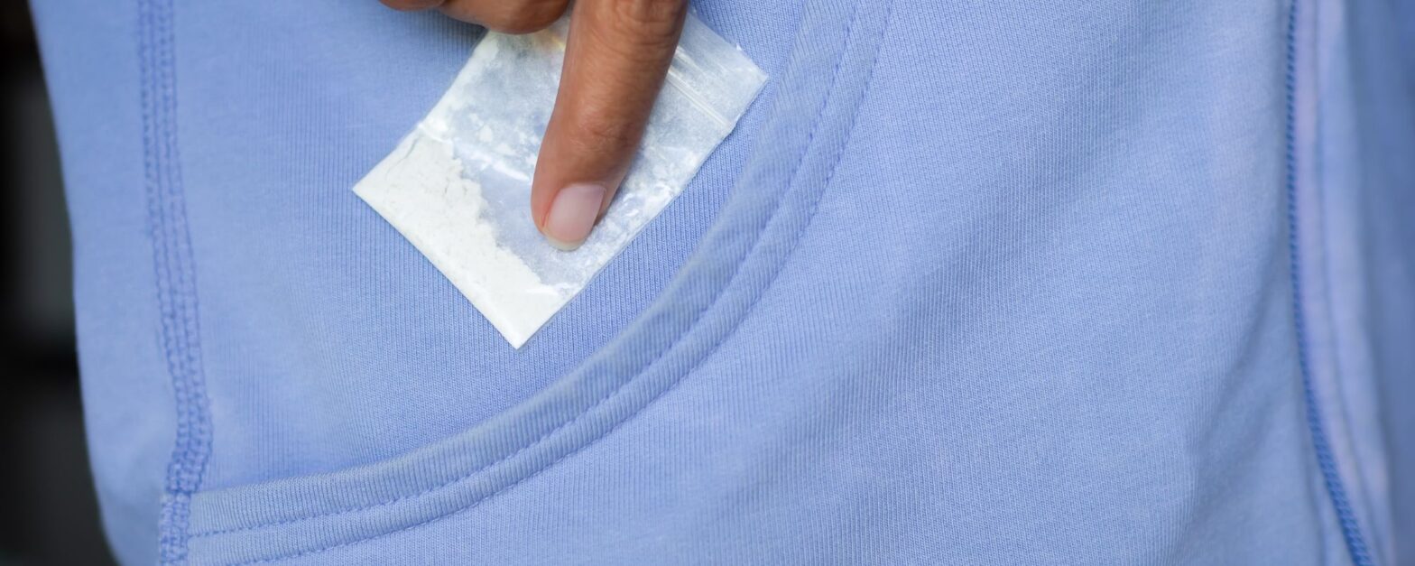 What Are the Signs and Symptoms of Cocaine Addiction? | Rehab